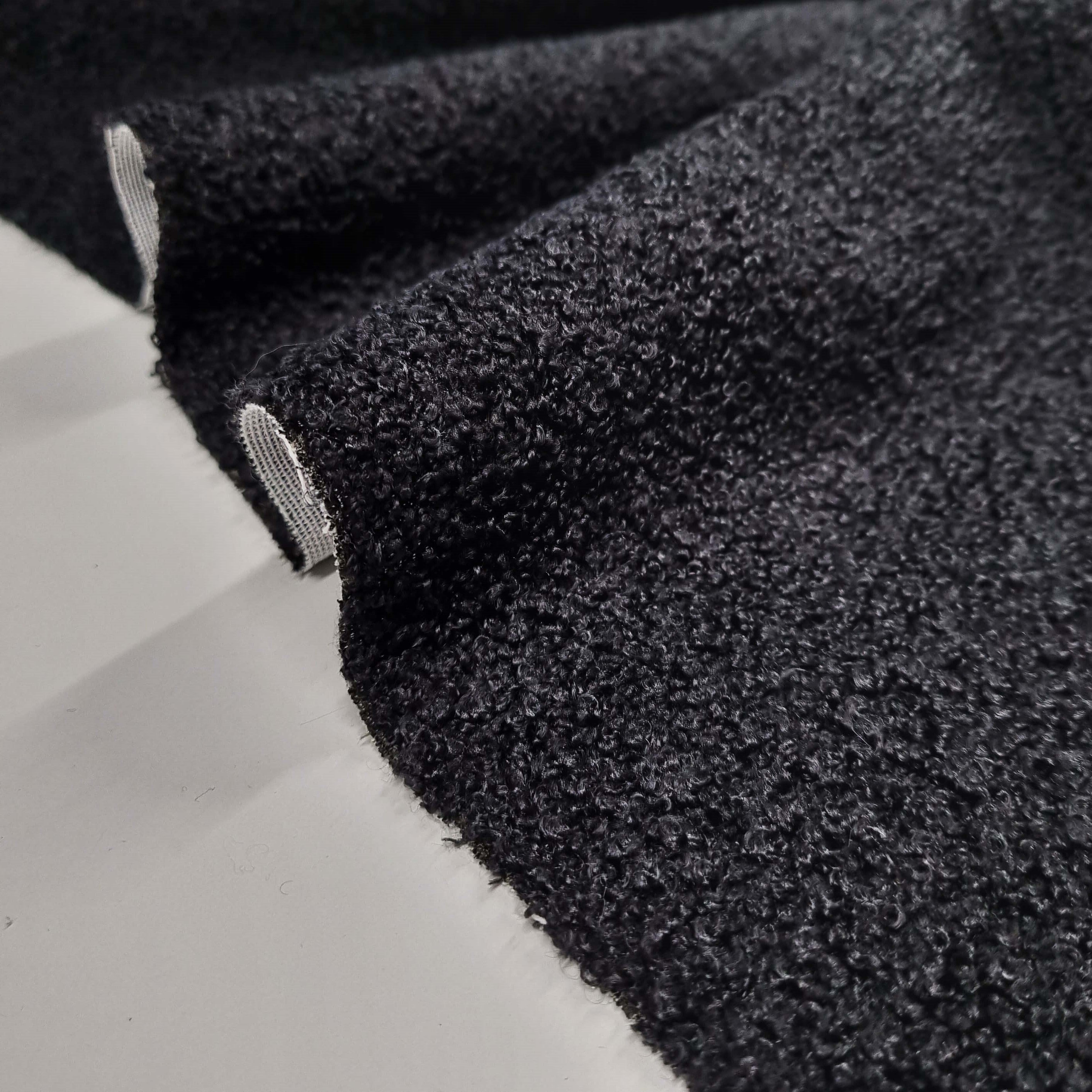 Tessuto Ricciolino BOUCLE' H 140 cm - NERO – Capovilla Shop